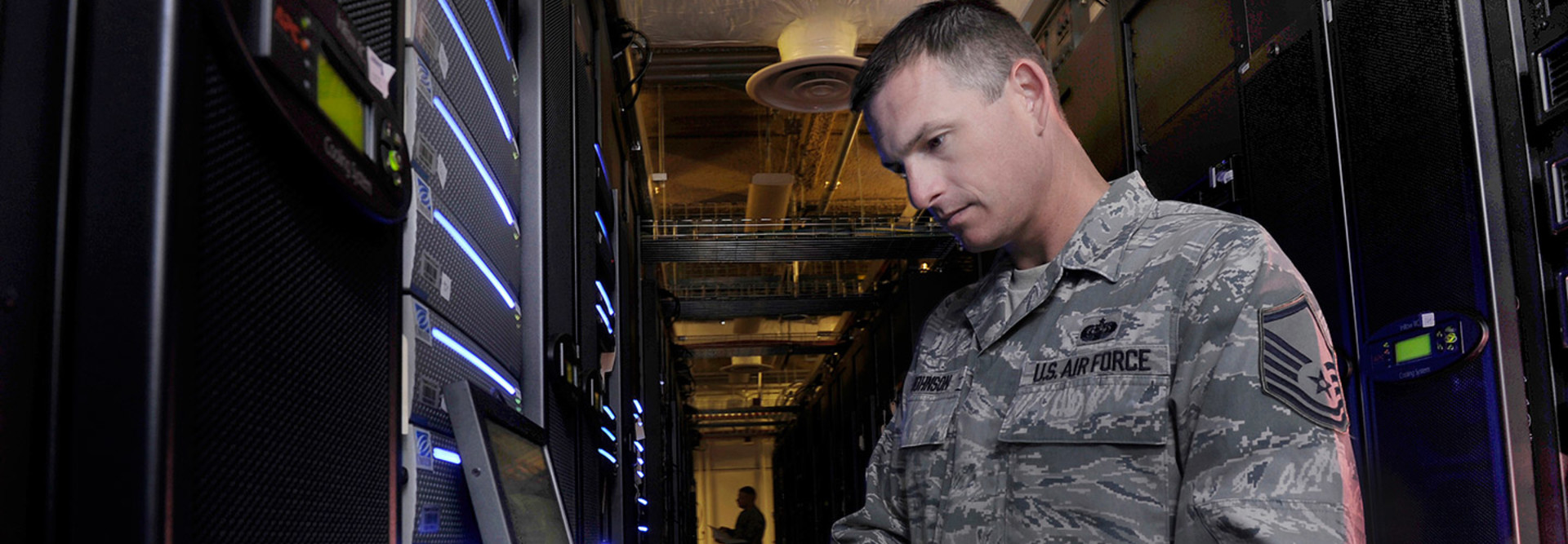 The Defense Department Faces Hurdles to Cloud Migration | FedTech Magazine The Defense Department Faces Hurdles to Cloud Migration | FedTech Magazine